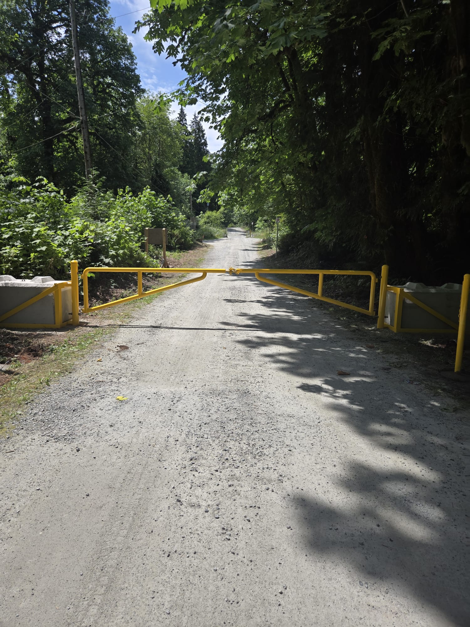 Quarry Road Barrier Gate - Vancouver, BC - Raybern Erectors